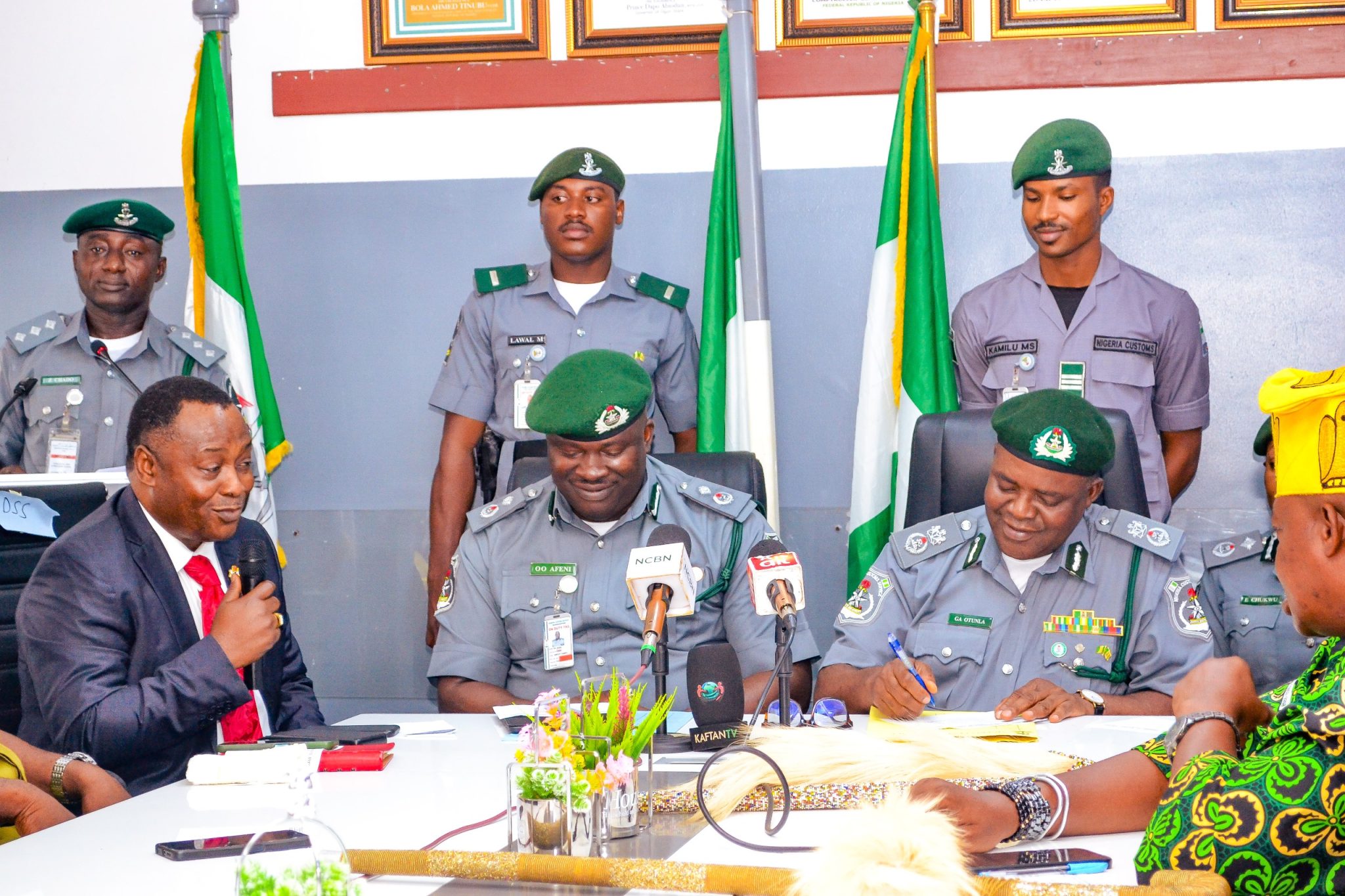 DC Olukayode Afeni Takes Over Ogun I Command, Vows to Sustain High ...